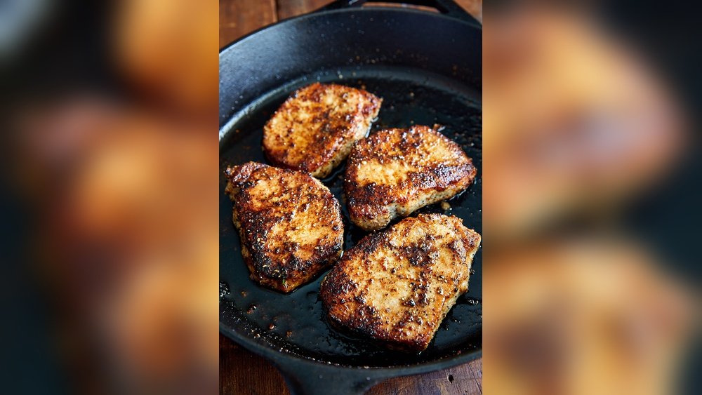 How Long To Pan Fry Thin Pork Chops for Perfect Flavor