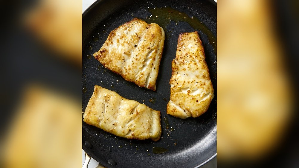 How To Cook Fish In Frying Pan: Easy & Delicious Guide