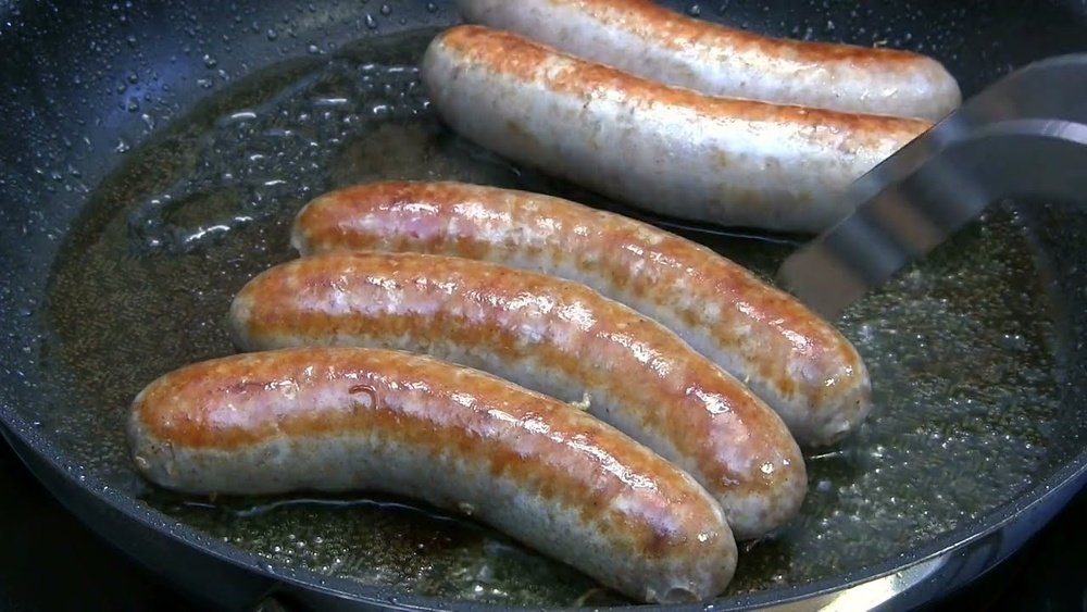 How To Cook Sausages In A Frying Pan Perfectly Every Time