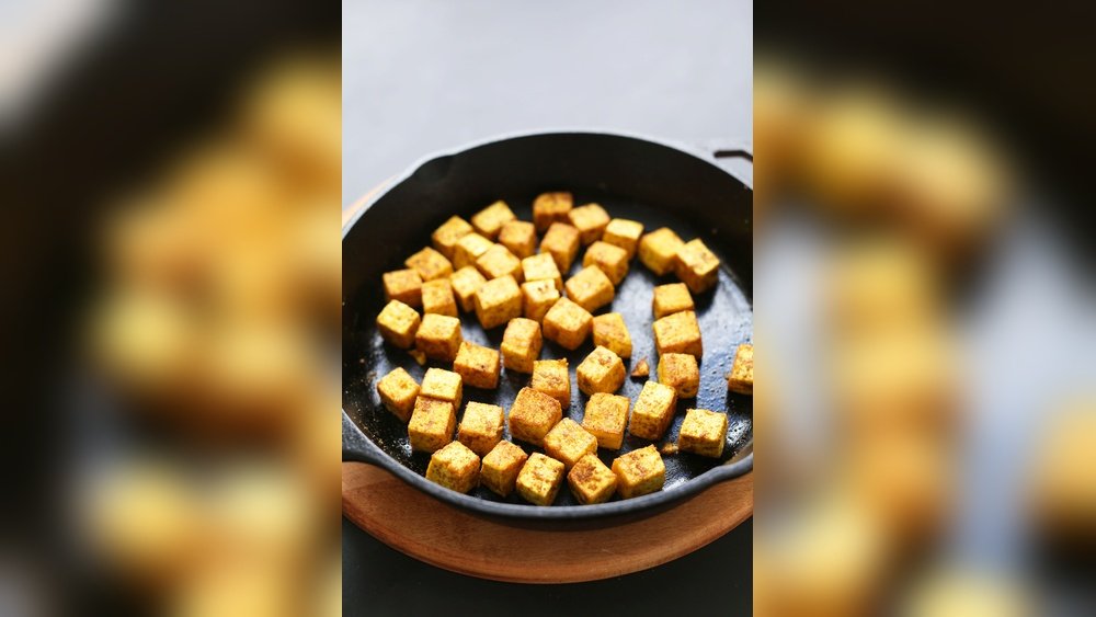 How To Cook Tofu In Frying Pan: Easy & Crispy Guide