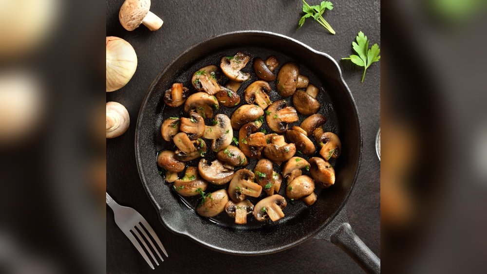 How To Fry Mushrooms In Frying Pan: Easy Step-by-Step Guide